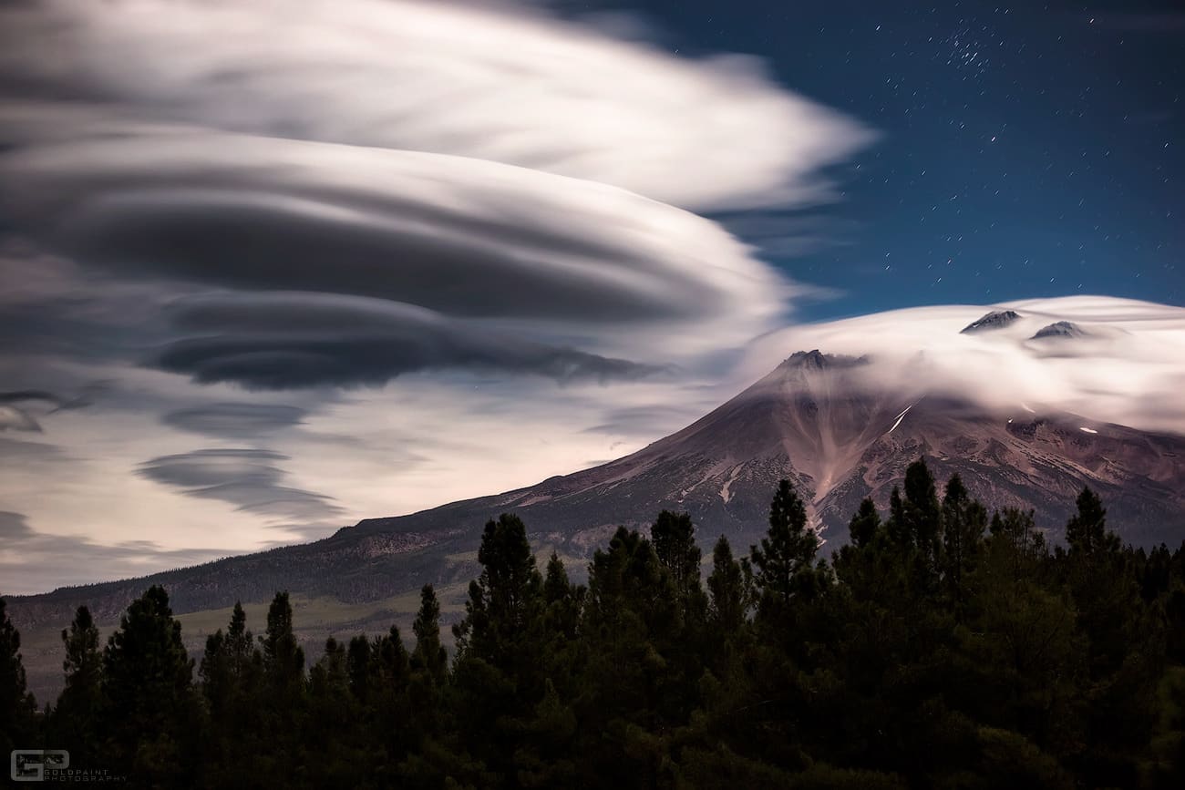 Lenticular clouds are known for their convex lens shape and appear as ...